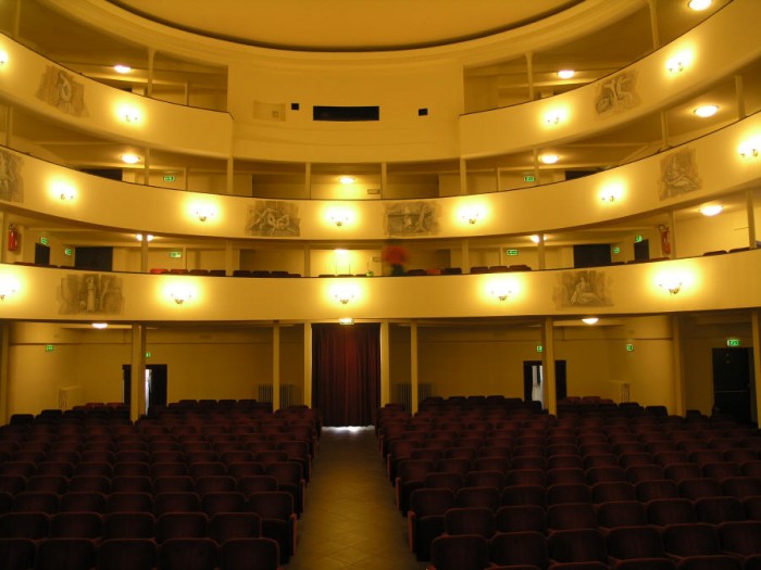 Taranto: teatro Orfeo, al via la stagione. Danza: Carmen, con Rossella ...
