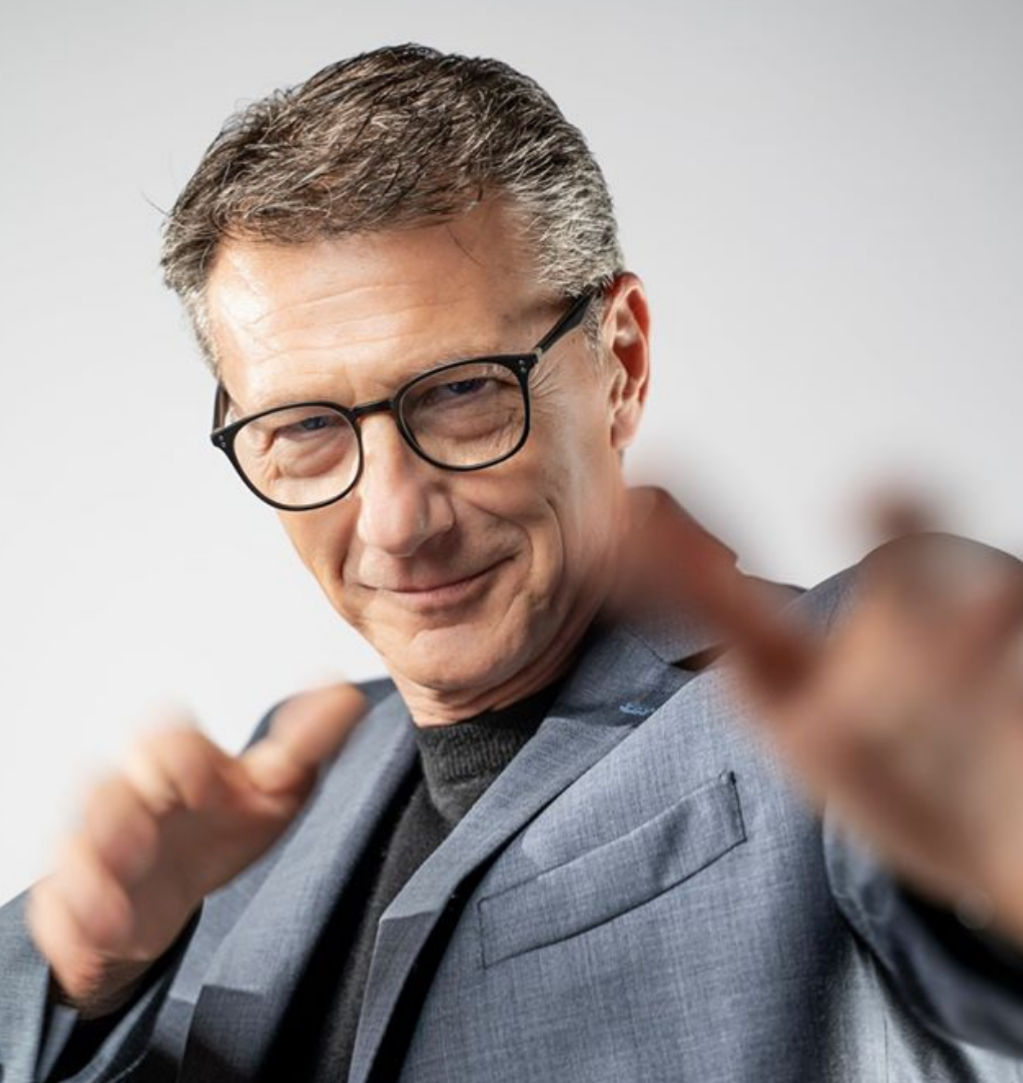 Gegè Telesforo, "Il mondo in testa" oggi presentato ad Idea Radio di ...