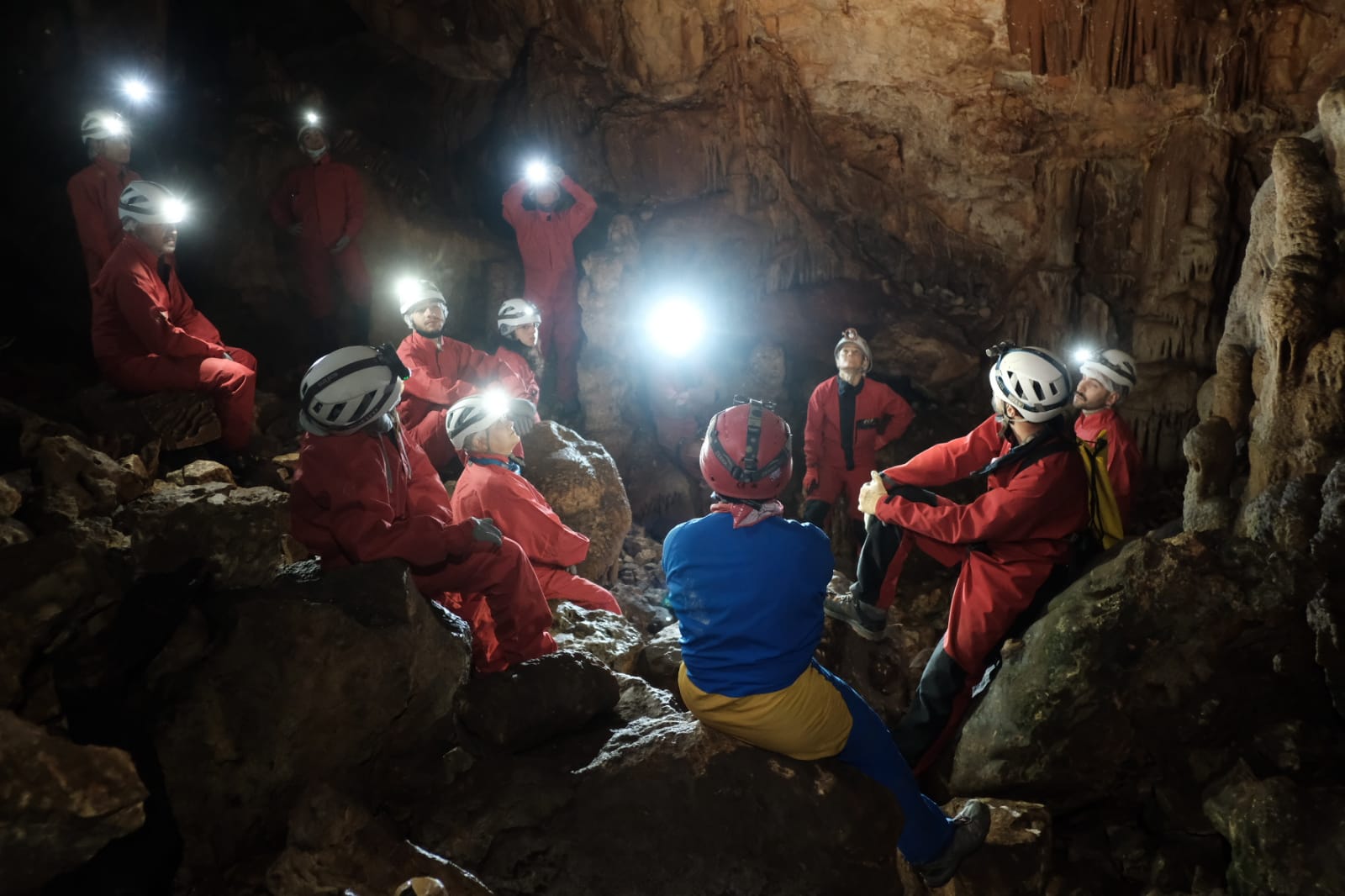 Caves Project: il racconto di due giorni alla scoperta delle grotte e ...